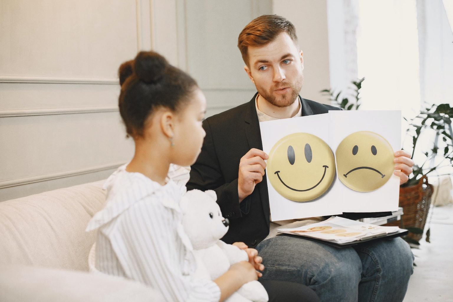 ¿Por qué es importante la educación emocional infantil? Tips y ...